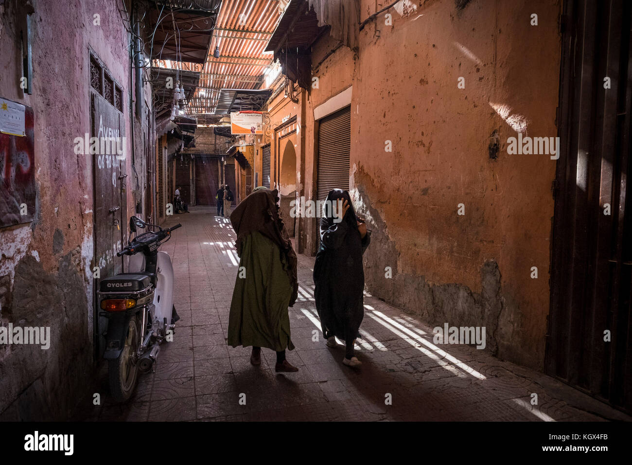 Marrakech souk traditions hi-res stock photography and images - Alamy