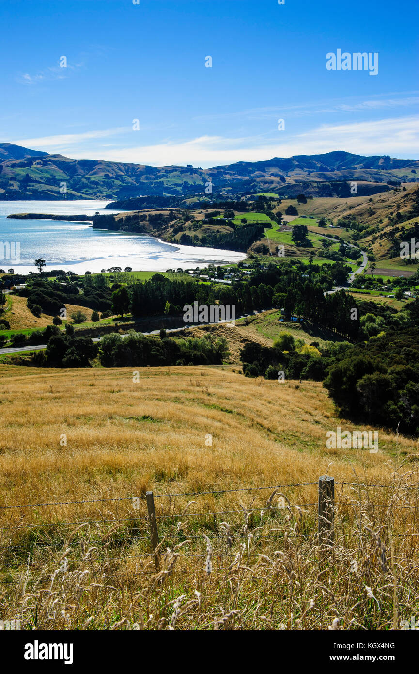 Beautiful scenery around Akaroa harbour, Banks Peninsula, South Island ...