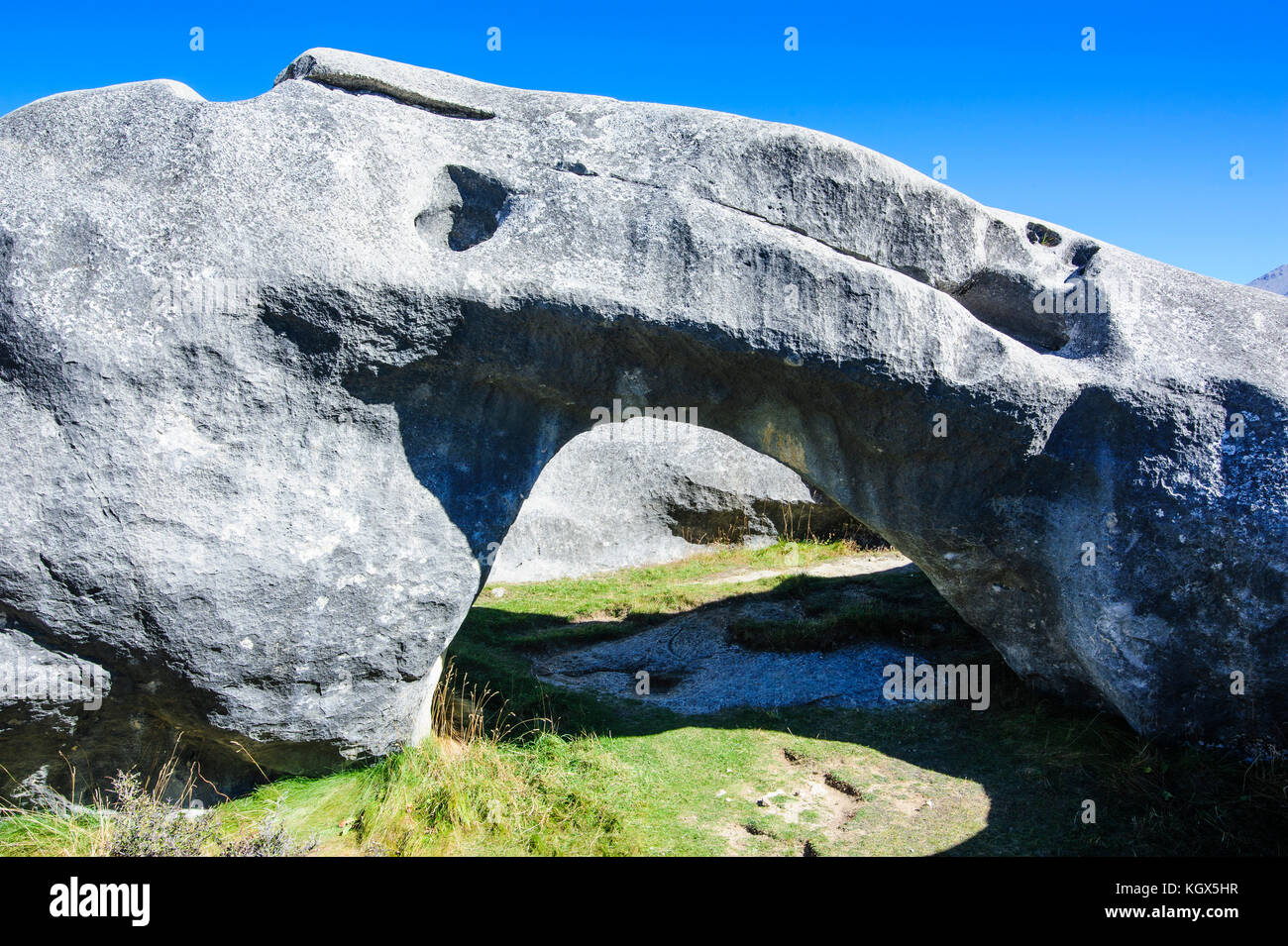 Limestone outcrops canterbury hi-res stock photography and images - Alamy