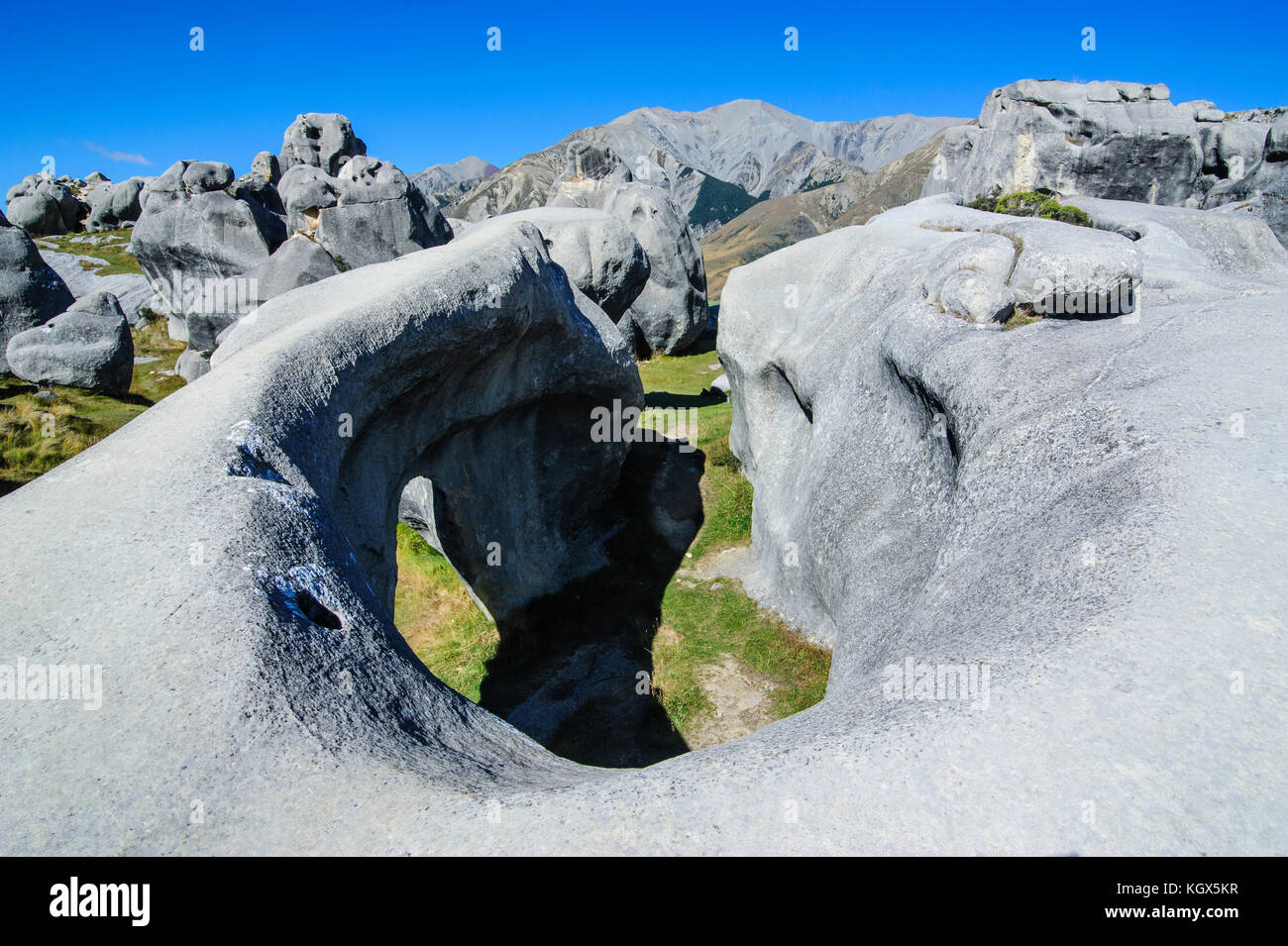 Limestone outcrops canterbury hi-res stock photography and images - Alamy