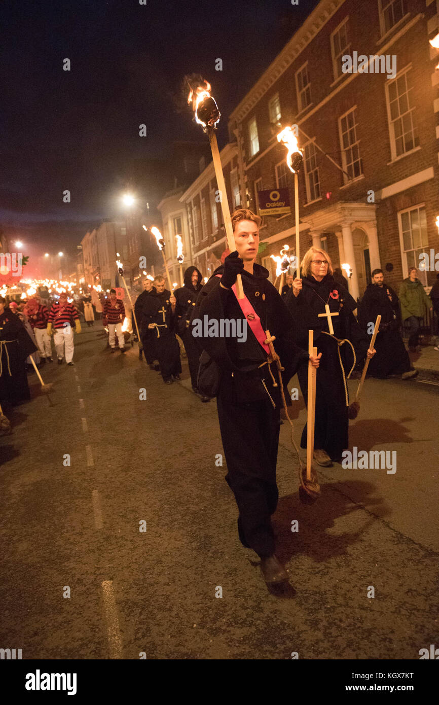 Bonfire Night in Lewes 2017 Stock Photo - Alamy
