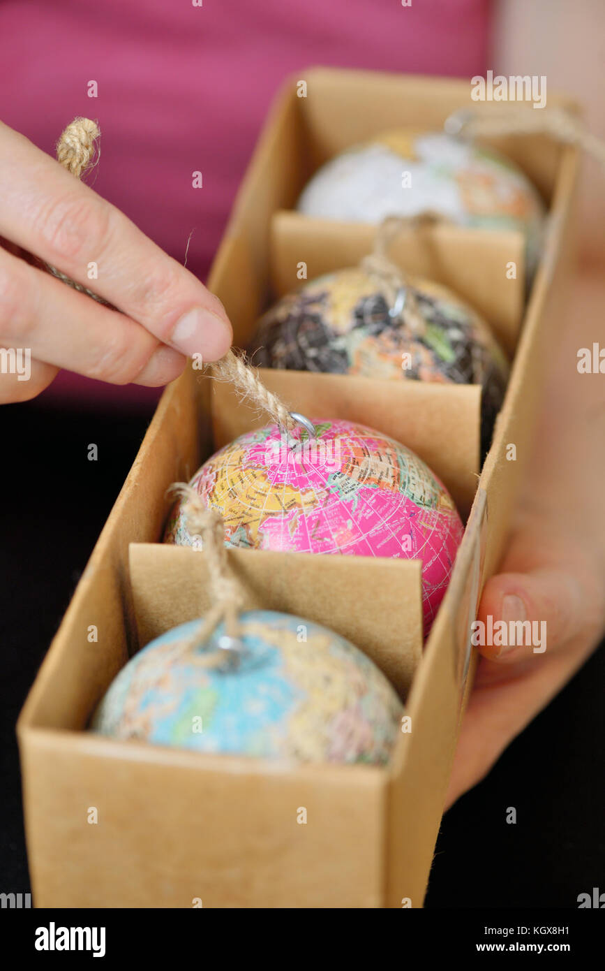 Ball shaped map hi-res stock photography and images - Alamy