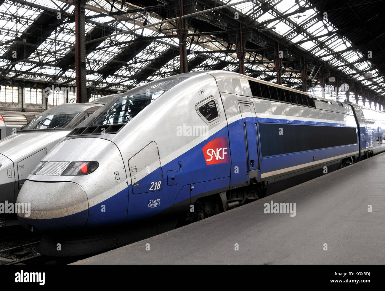 Tgv logo hi-res stock photography and images - Alamy