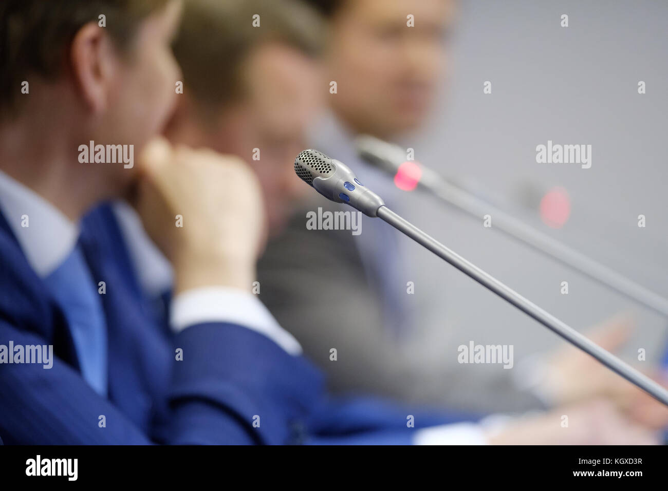 Man speaking at the conference Stock Photo - Alamy