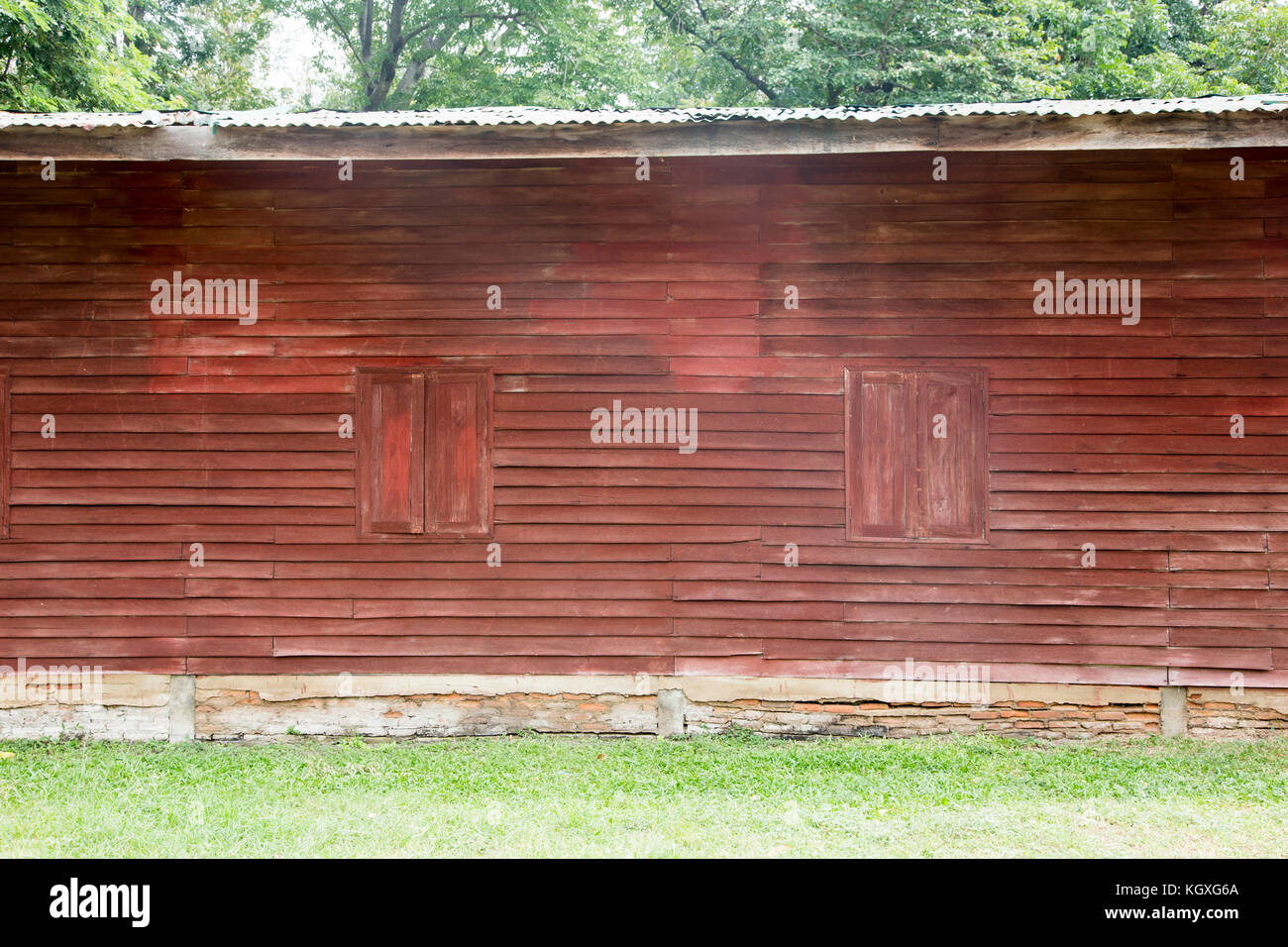 Empty summer camp hi-res stock photography and images - Alamy