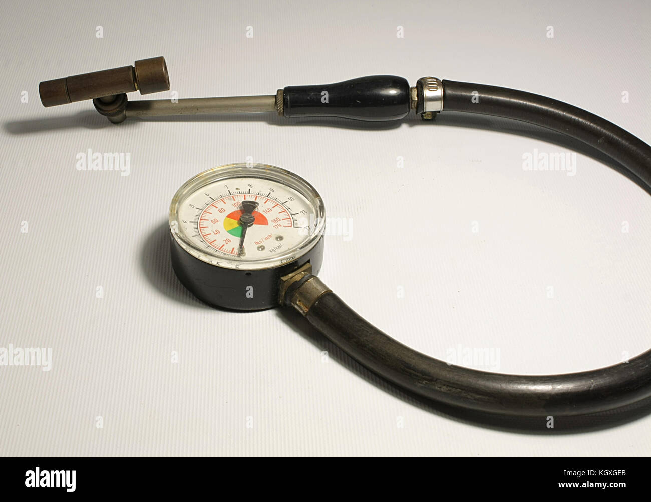pneumatic pressure gauge Stock Photo - Alamy