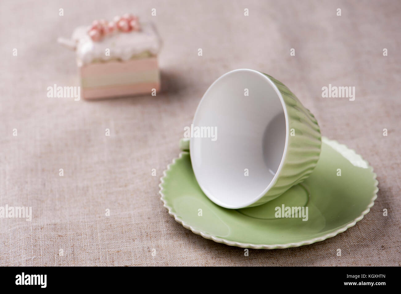 Empty tea cup Stock Photo - Alamy
