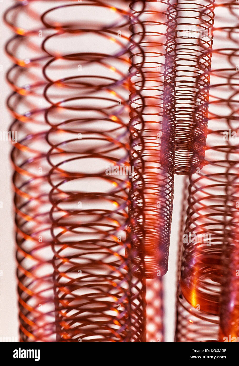 Stretched Slinky | atelier-yuwa.ciao.jp