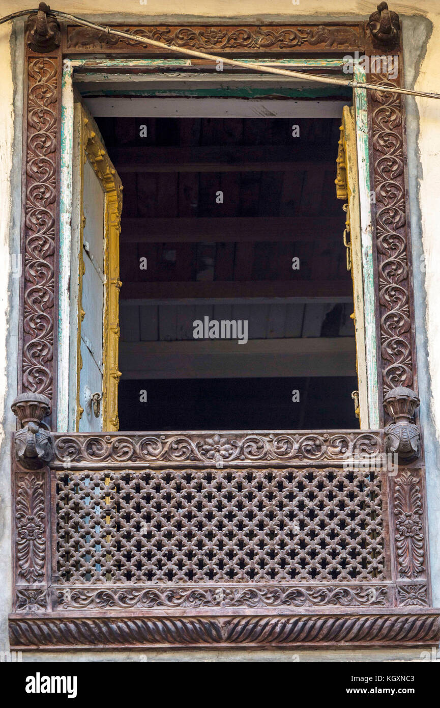 window of shri swaminarayan mandir, kheda, Gujarat, India, Asia Stock ...