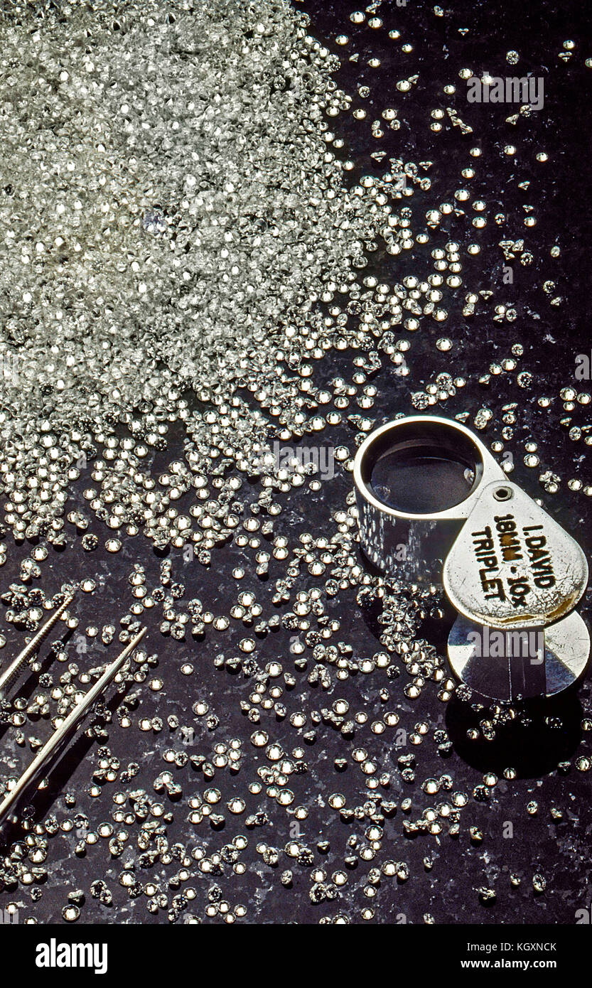 Diamond checking magnifier Stock Photo - Alamy