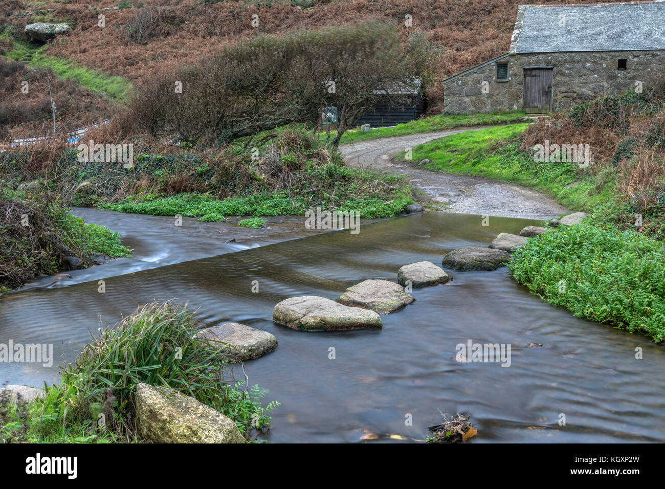 Cove bay penberth hi-res stock photography and images - Alamy