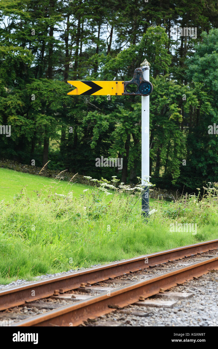 Semaphore signal traditional british railway hi-res stock photography ...