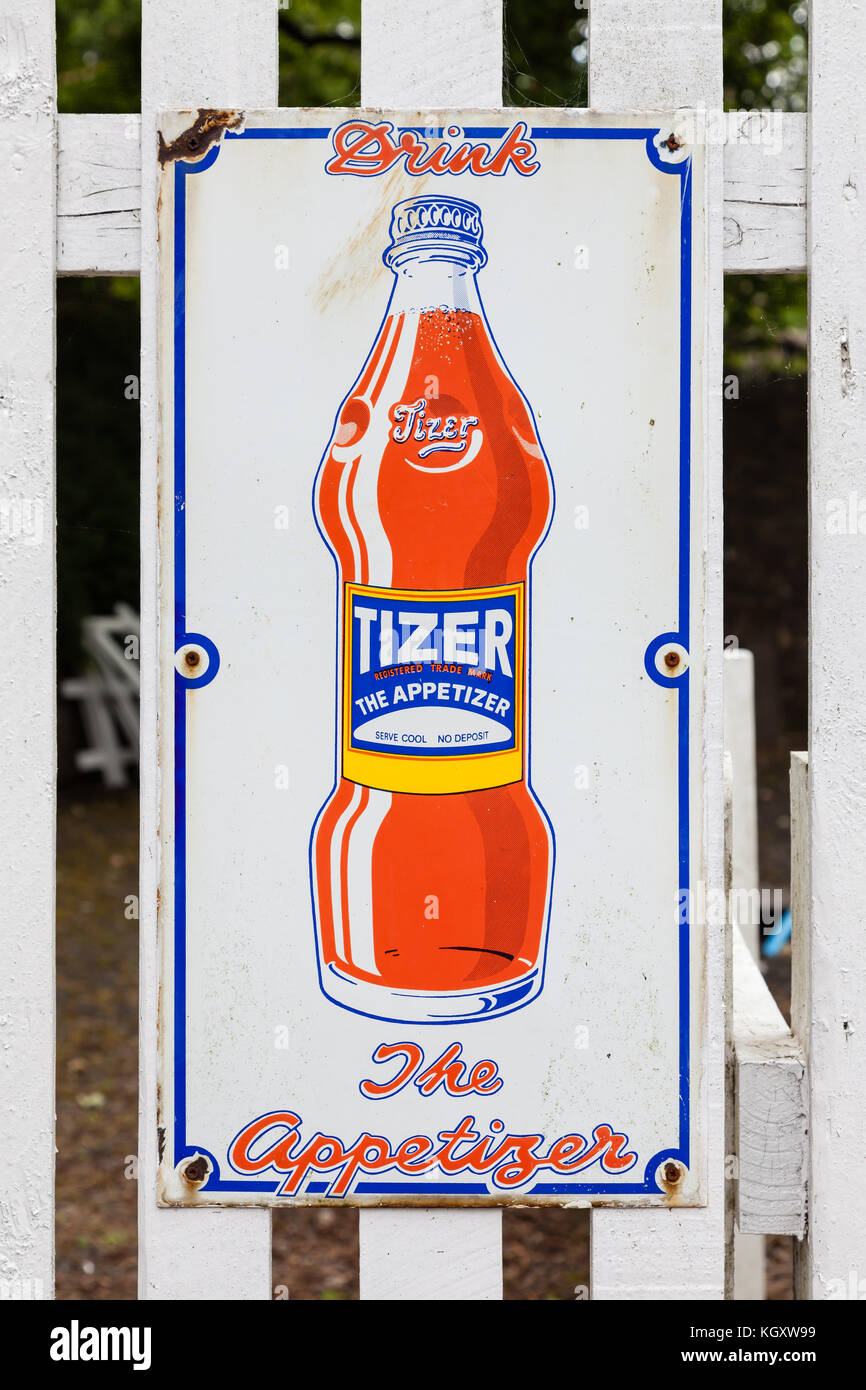 Tizer advert hi-res stock photography and images - Alamy