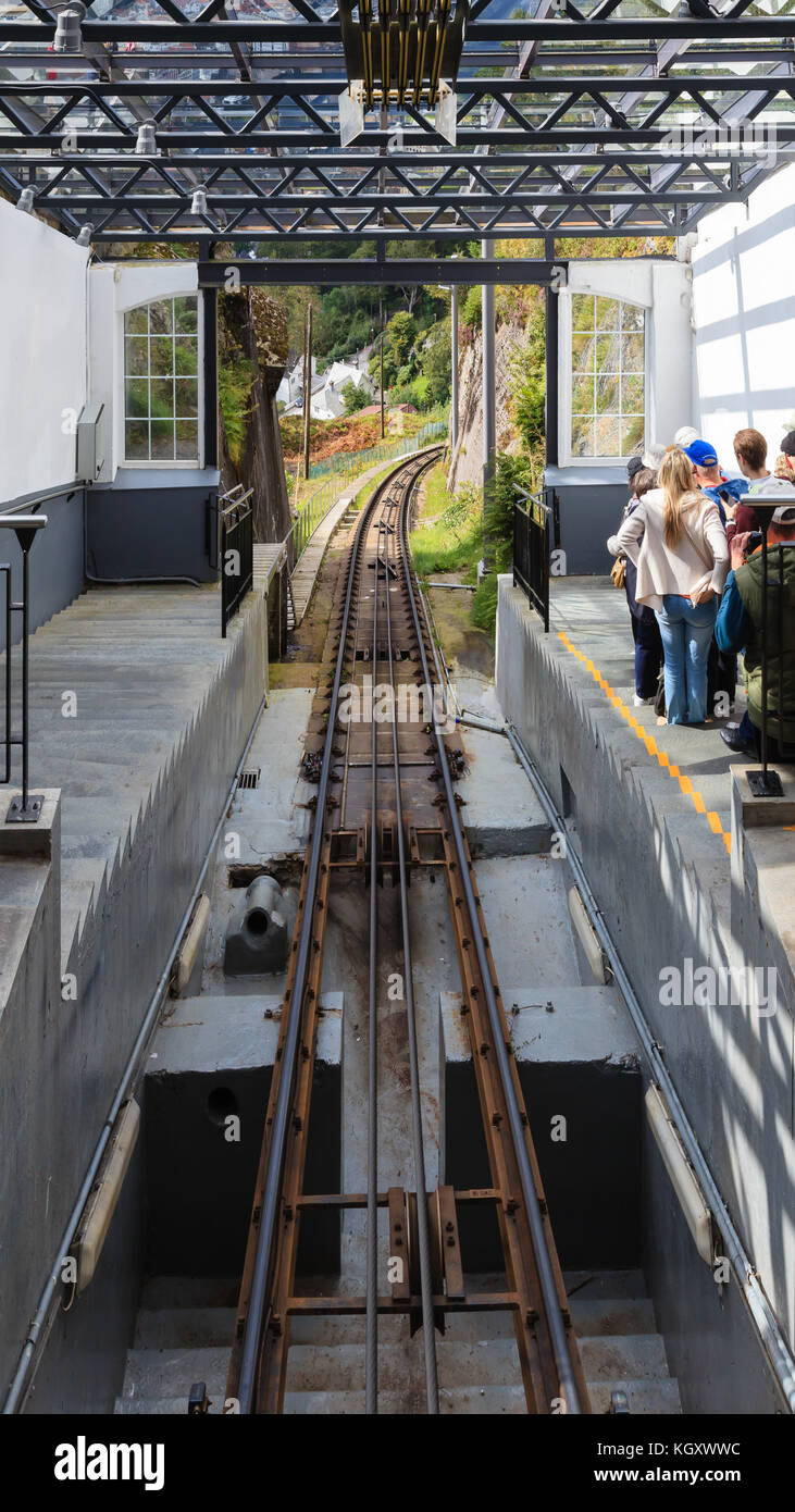 Floibanen funicular rail hi-res stock photography and images - Alamy