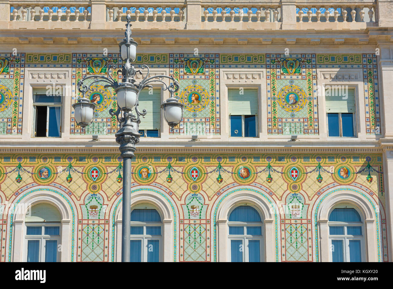 Art inspired city view hi-res stock photography and images - Alamy