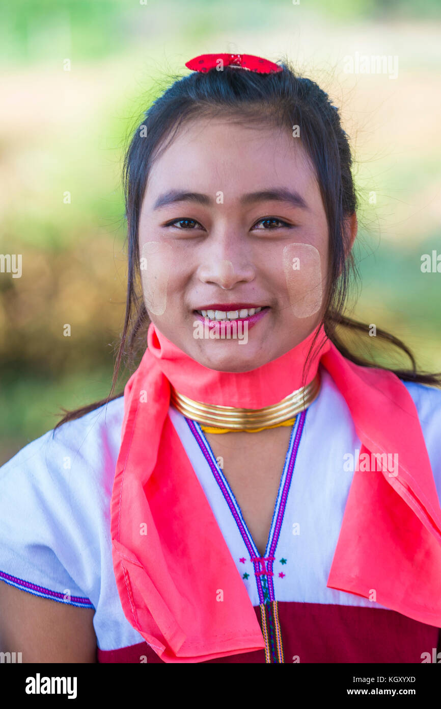 Myanmar tribal costume hi-res stock photography and images - Alamy