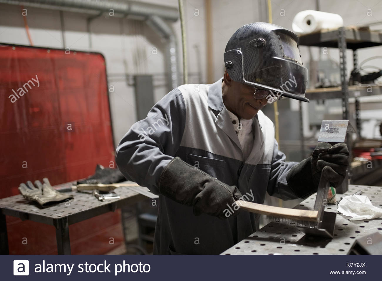 Welder mask hi-res stock photography and images - Alamy