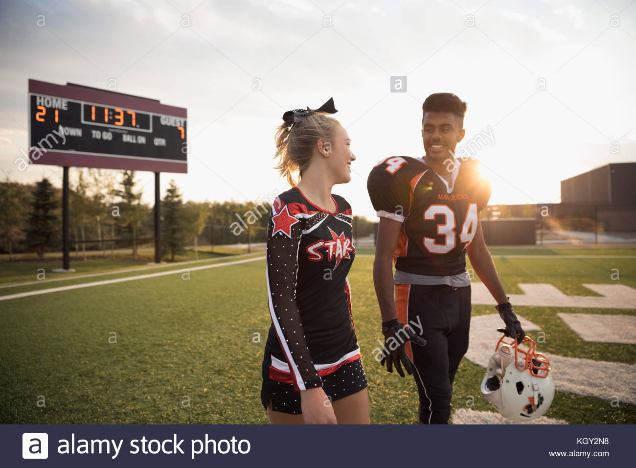 Cheerleader football player High Resolution Stock Photography and ...