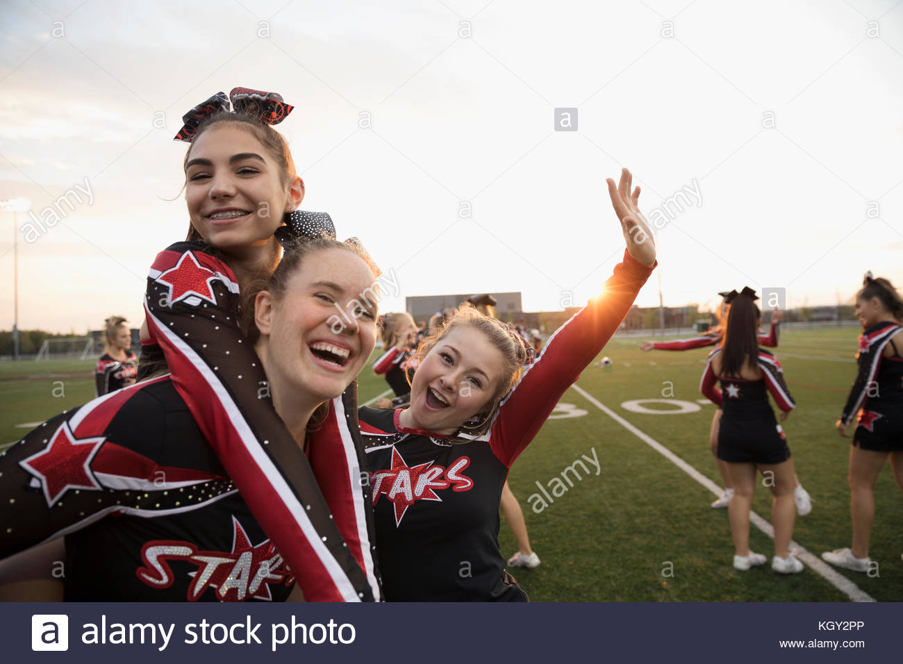 Piggyback celebration football hi-res stock photography and images - Alamy