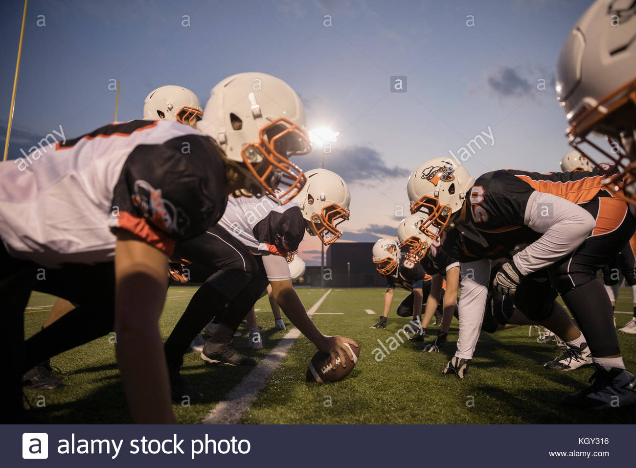 Ready in defense hi-res stock photography and images - Alamy