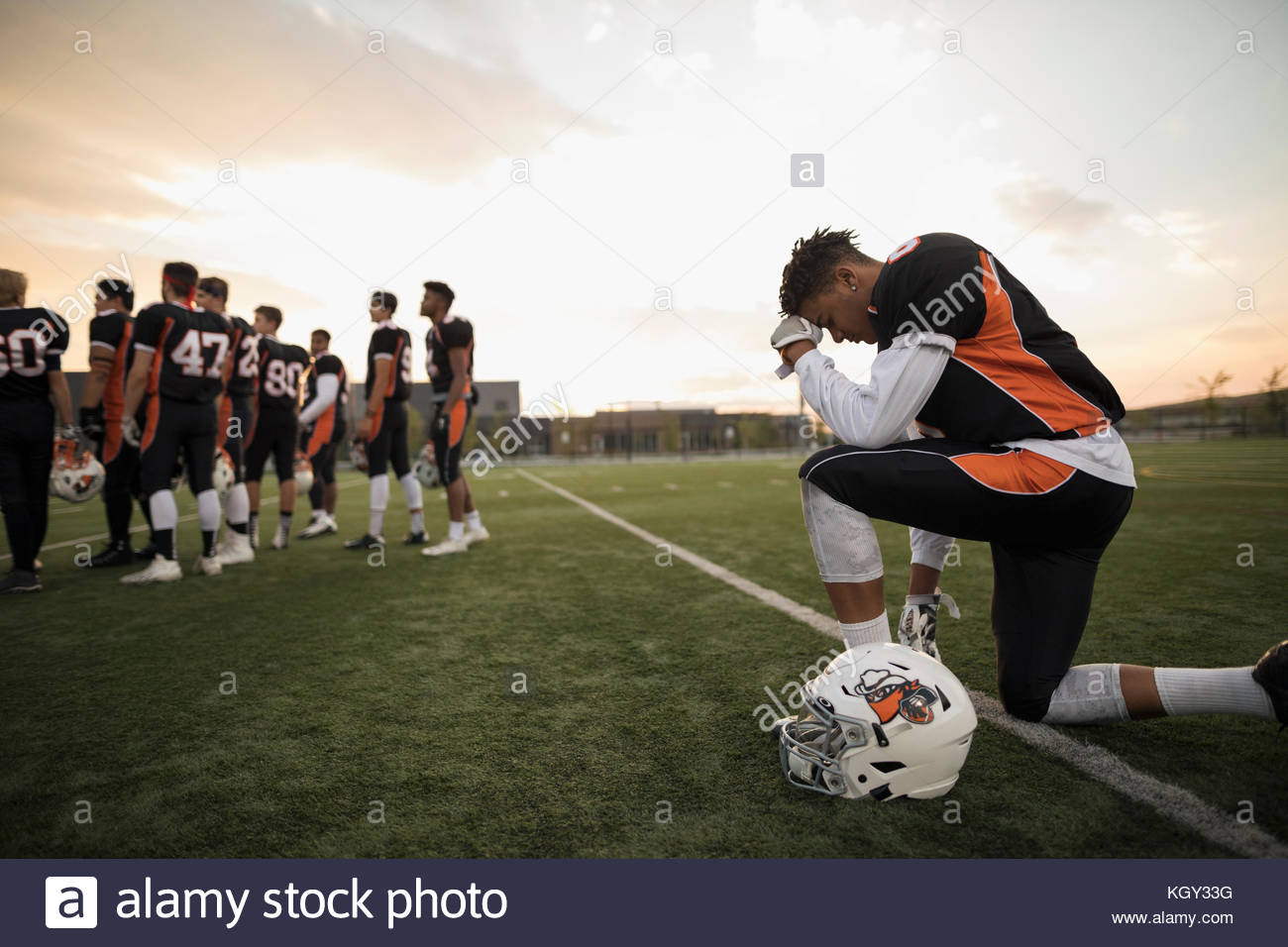 High school football hi-res stock photography and images - Alamy
