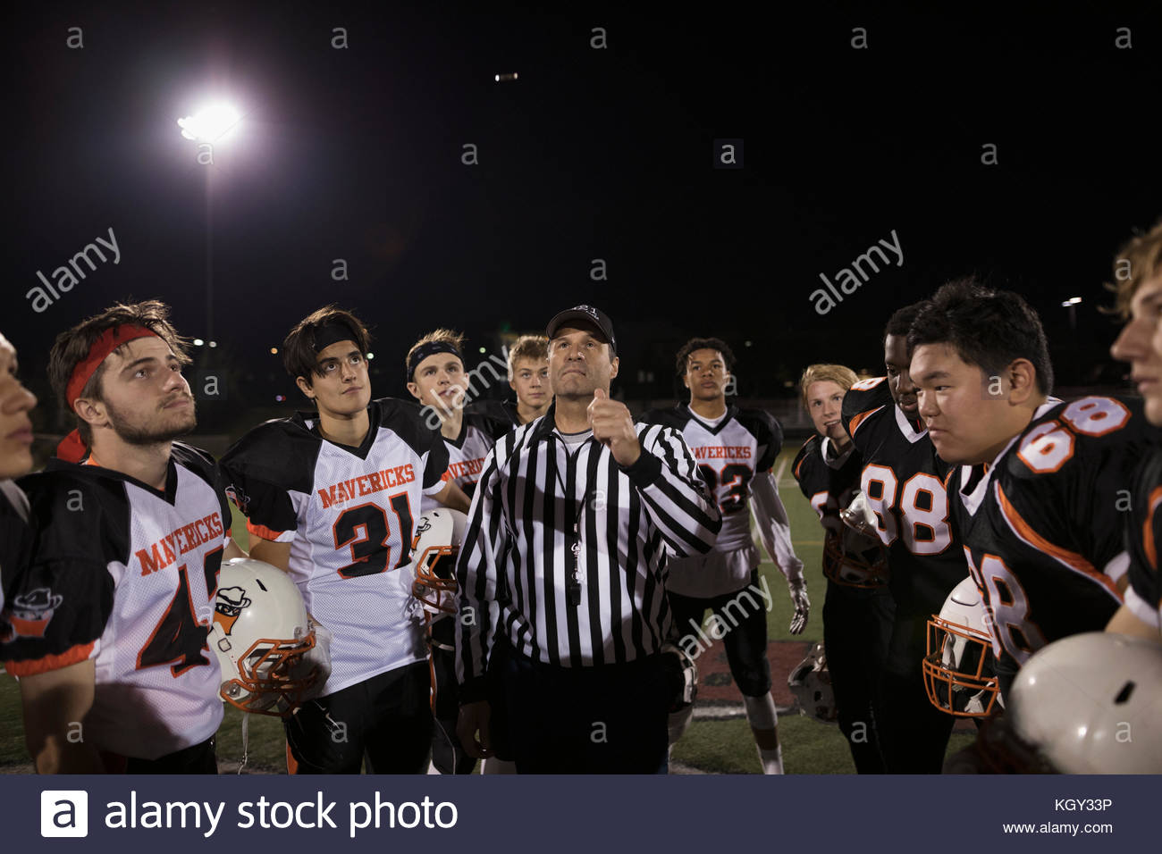 Referee uniform hi-res stock photography and images - Alamy