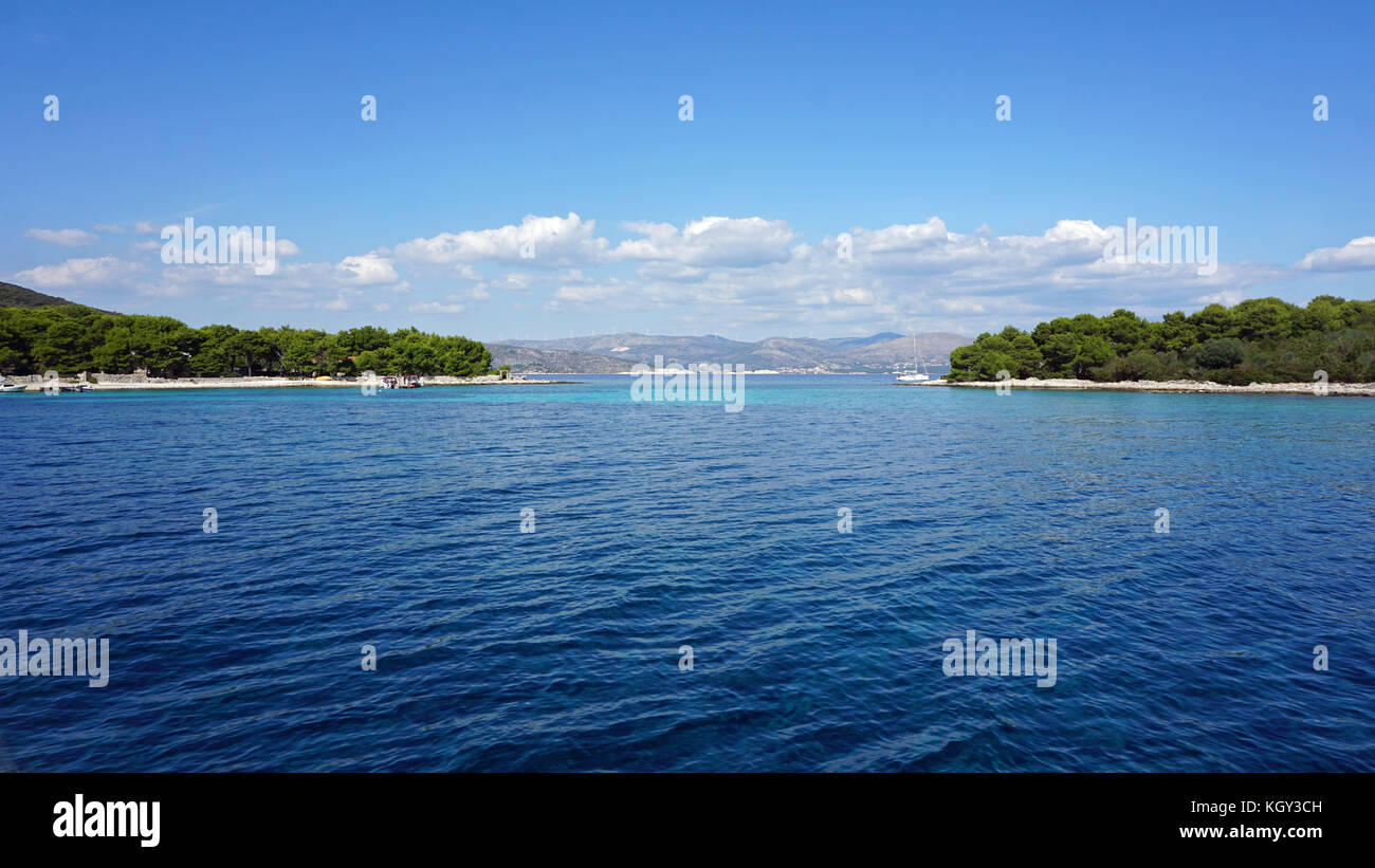 amazing blue laggon in croatia near split Stock Photo - Alamy