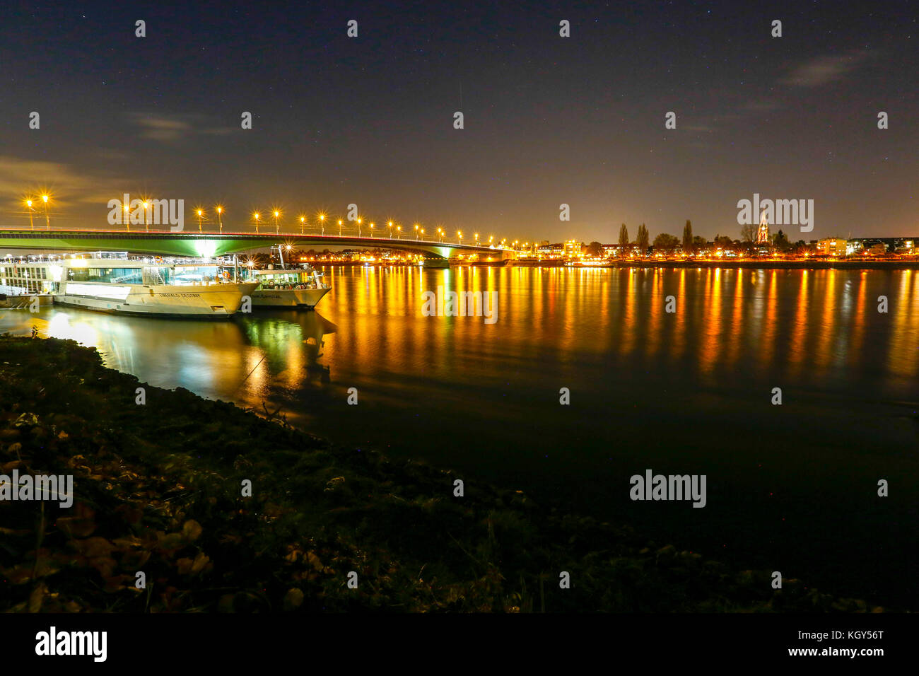 River rhein bonn hi-res stock photography and images - Alamy