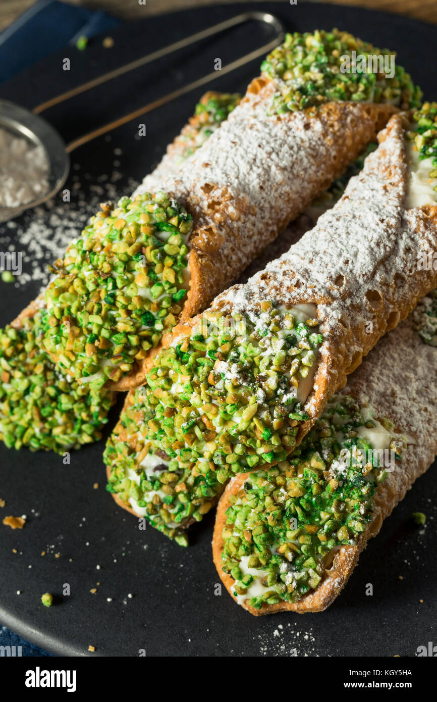 Traditional Homemade Sicilian Cannolis with Pistachios Stock Photo - Alamy