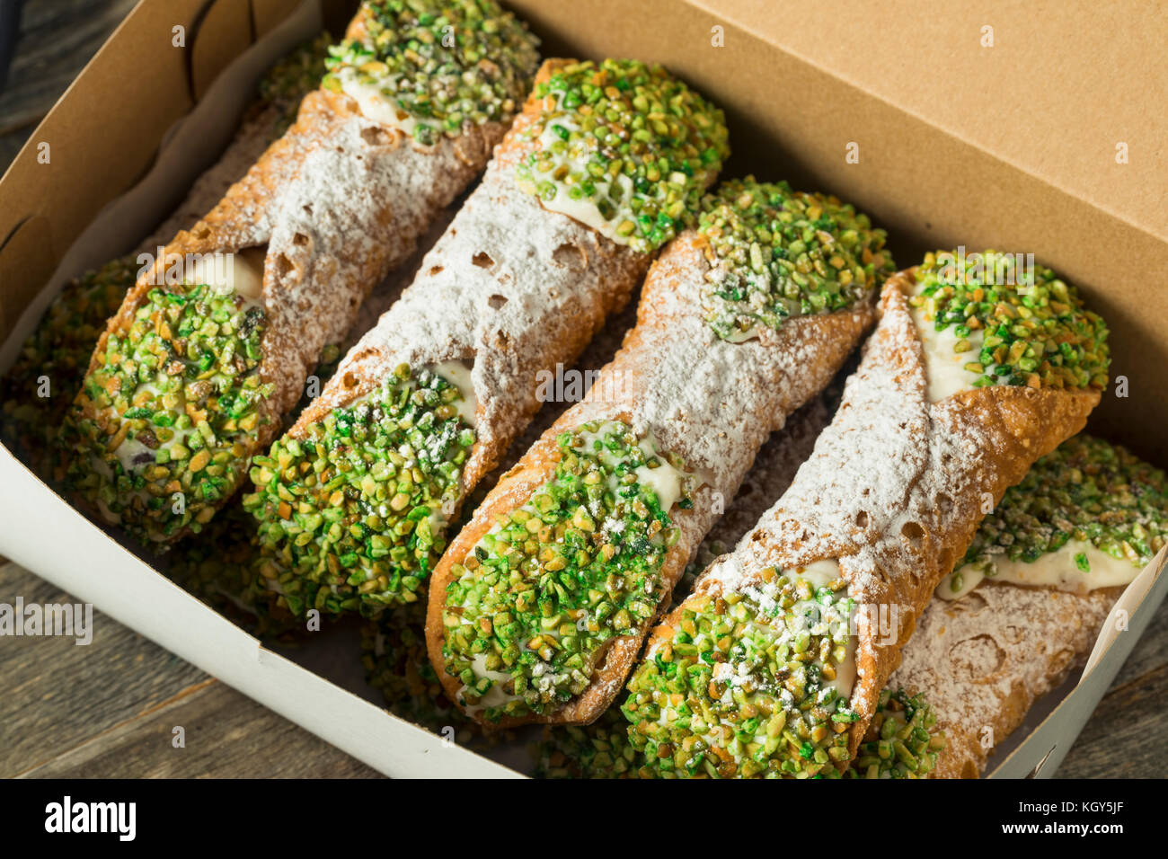 Traditional Homemade Sicilian Cannolis with Pistachios Stock Photo - Alamy