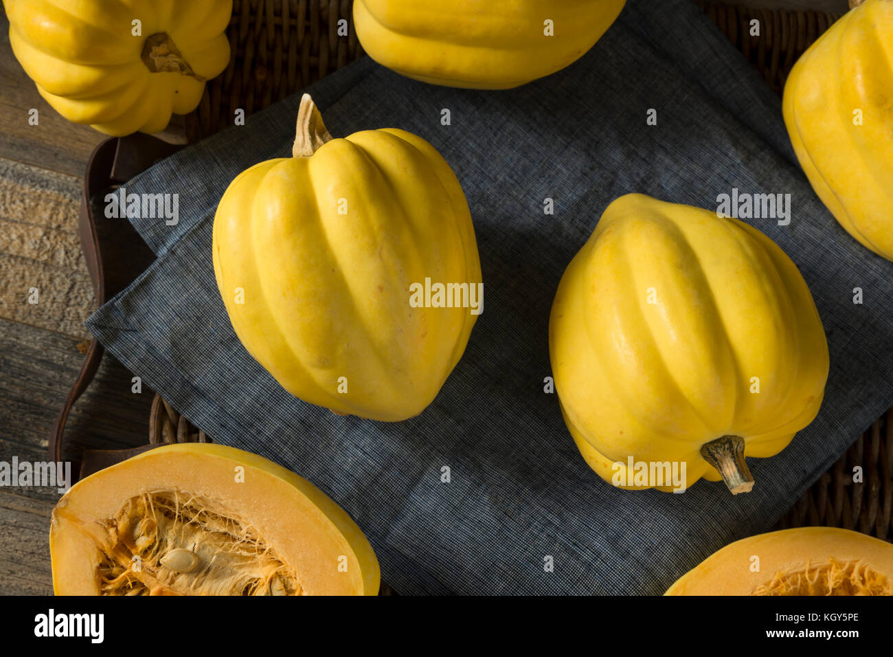 Raw Organic White Yellow Acorn Squash Ready to Cook Stock Photo - Alamy
