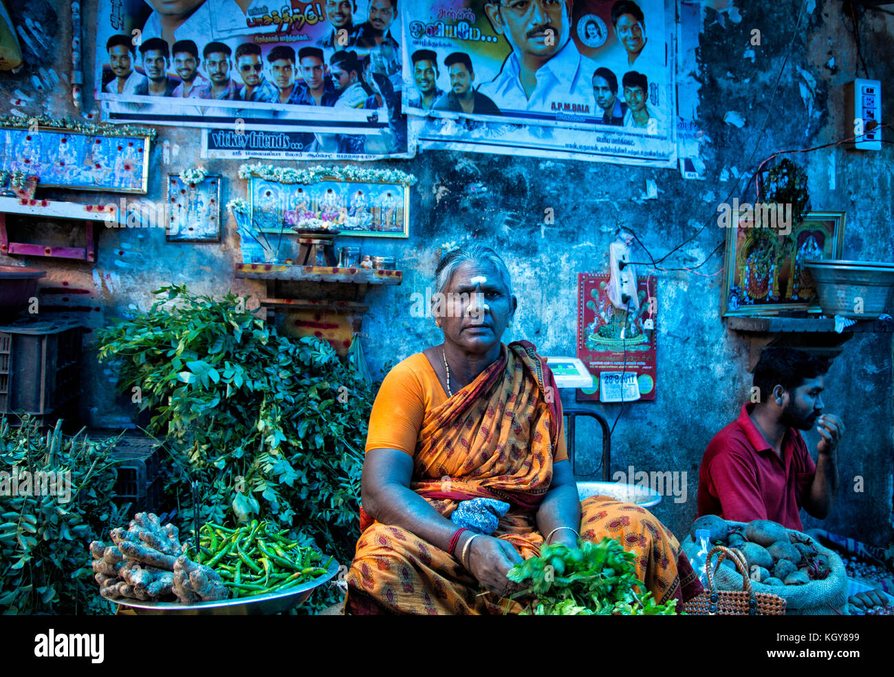 Market in pondicherry hi-res stock photography and images - Alamy