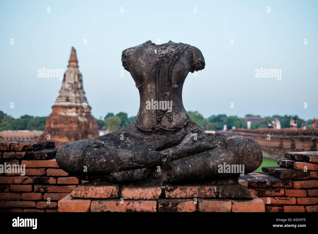 Ancient buddha statue were destroyed during the war,no head in ...