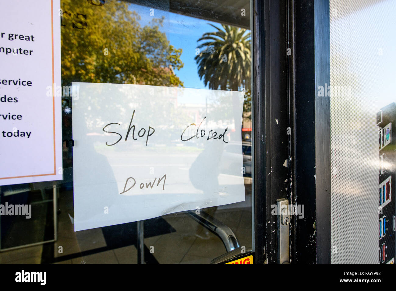Online shopping has caused a retail collapse, resulting in vacant shops ...