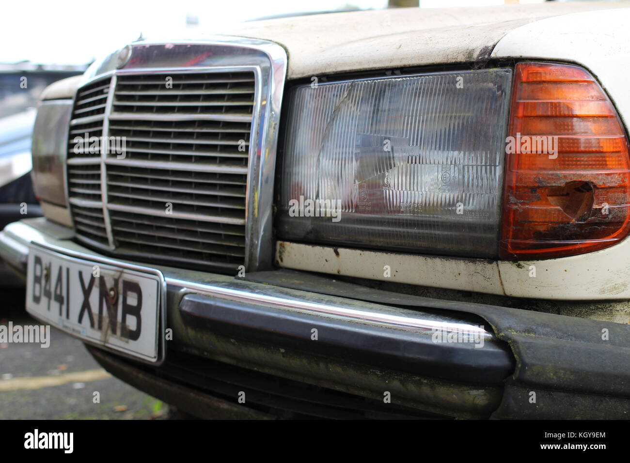 abandoned old mercedes car ratty and rusty Stock Photo - Alamy