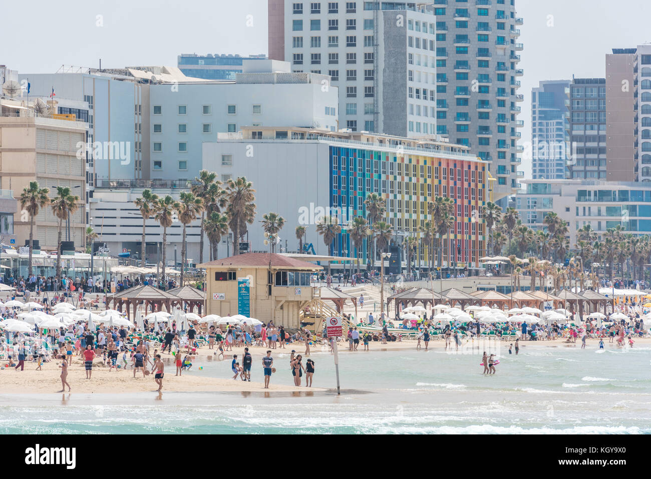 Israel, Tel Aviv-Yafo - april 11th 2017: Beachgoers at Frishman Beach ...