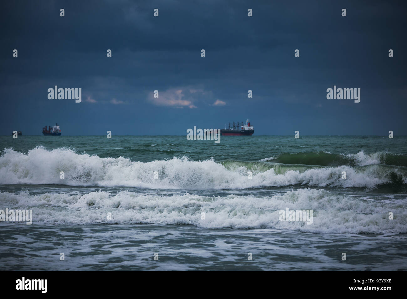 Cargo ship storm sea hi-res stock photography and images - Alamy