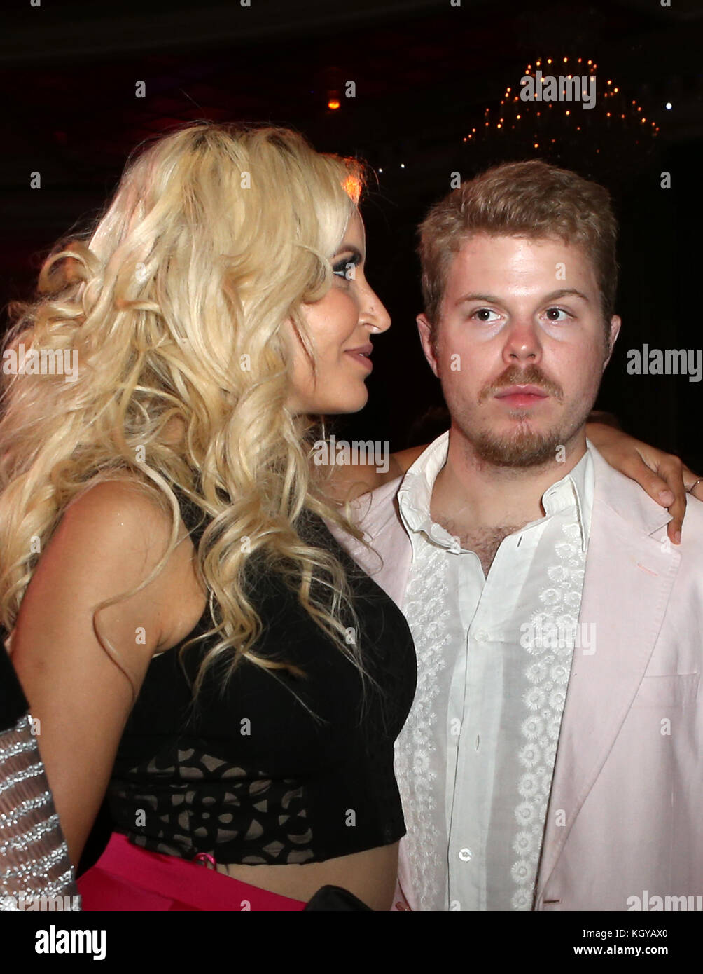 Los Angeles, Ca, USA. 9th Nov, 2017. Max Todd, Guest, at the 2nd Annual ...