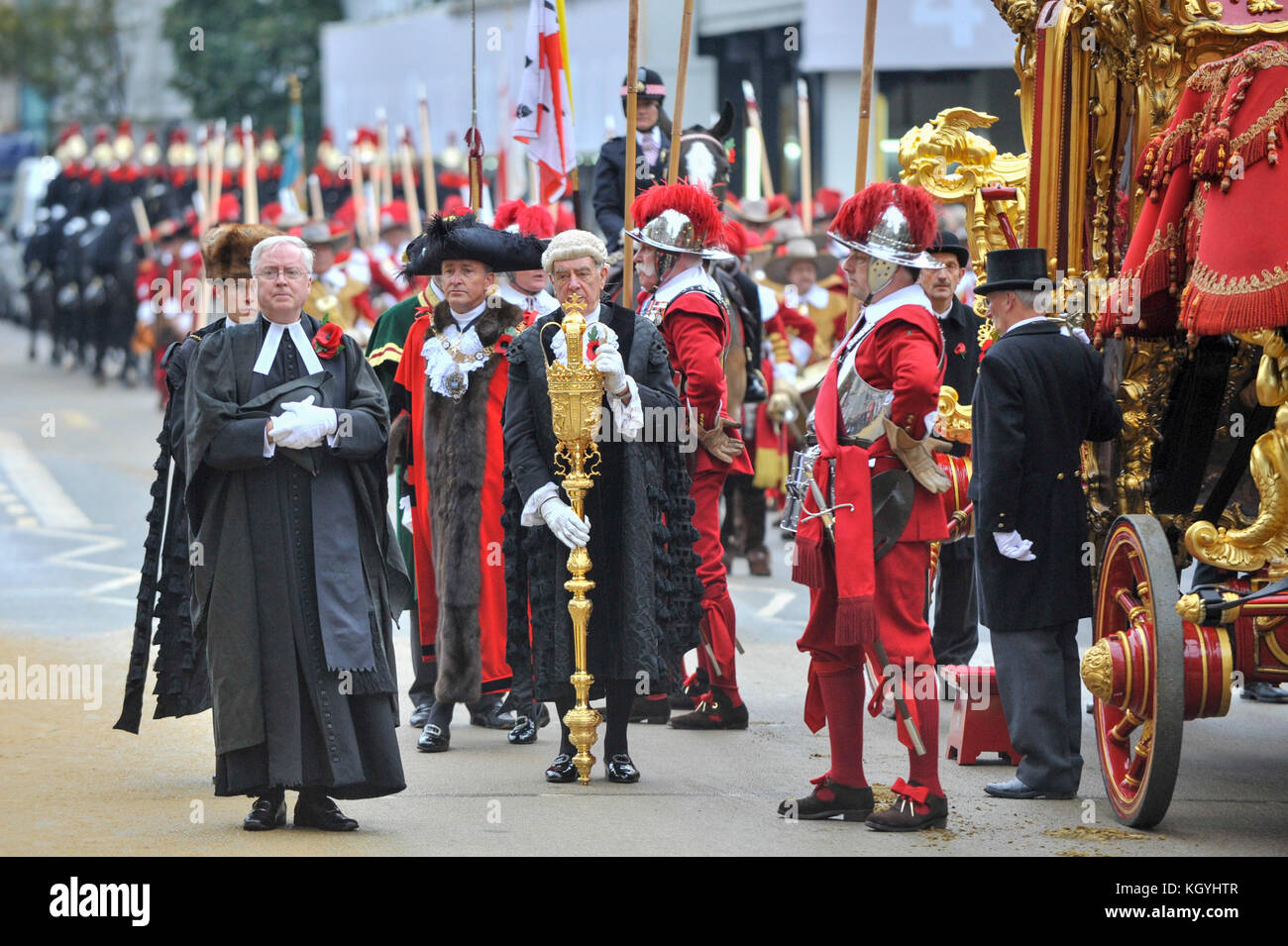 Lord mayor london hat hi-res stock photography and images - Alamy