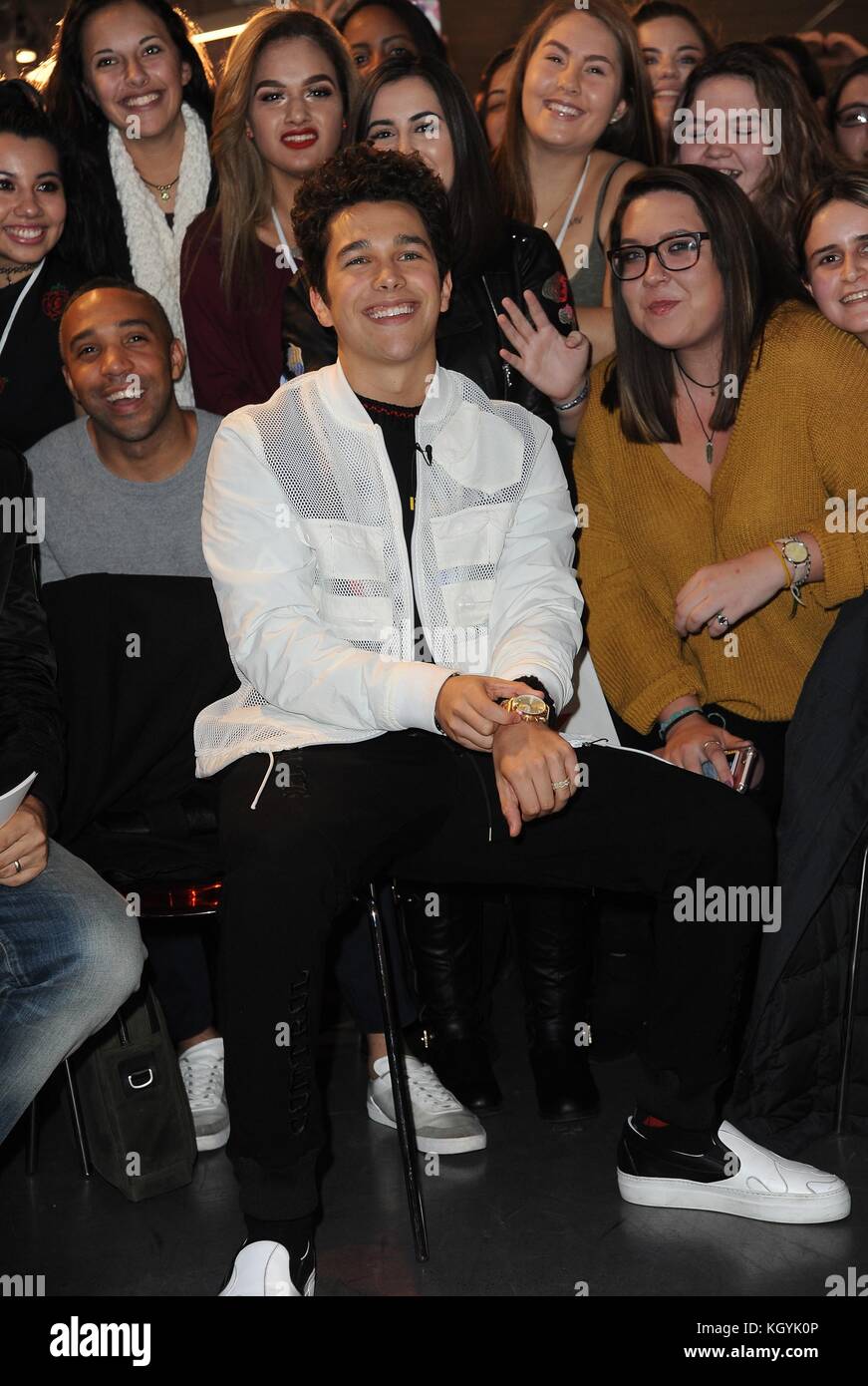 New York, NY, USA. 10th Nov, 2017. Austin Mahone at in-store appearance ...