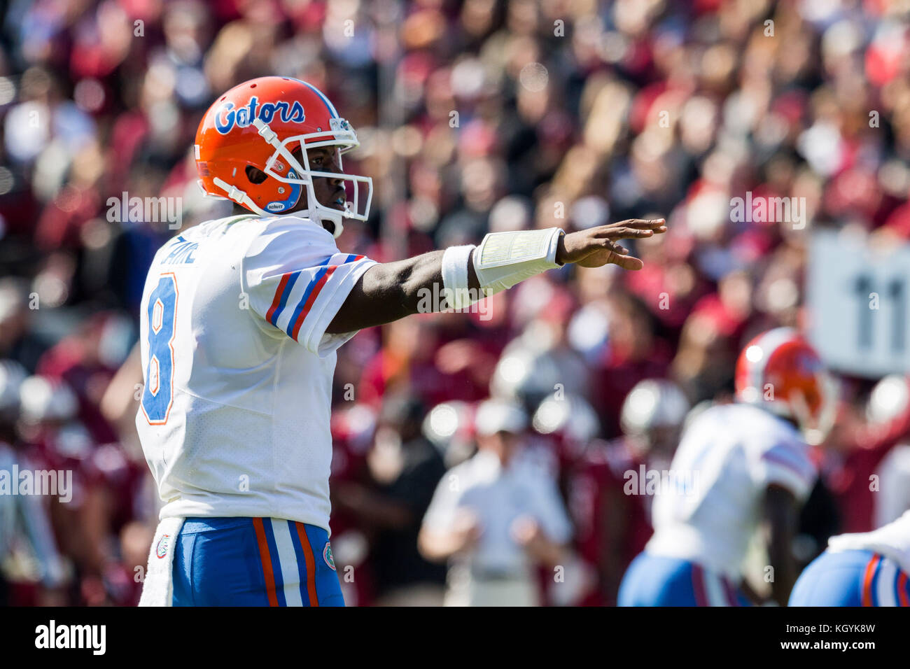 November 11, 2017: Malik Zaire (8) of the Florida adjusts the play from ...
