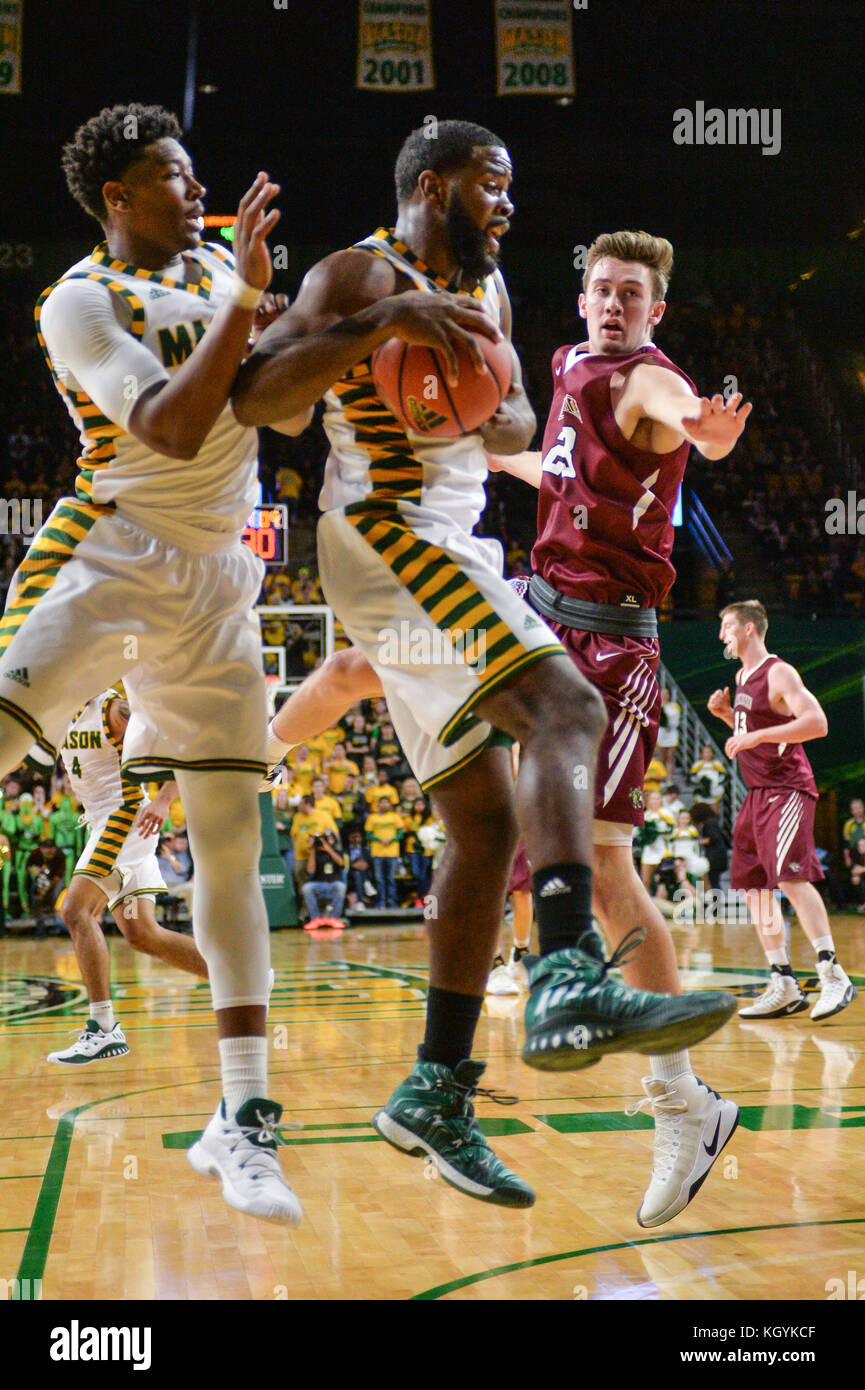 November 10, 2017 - IAN BOYD (32) rebounds the ball during the game ...