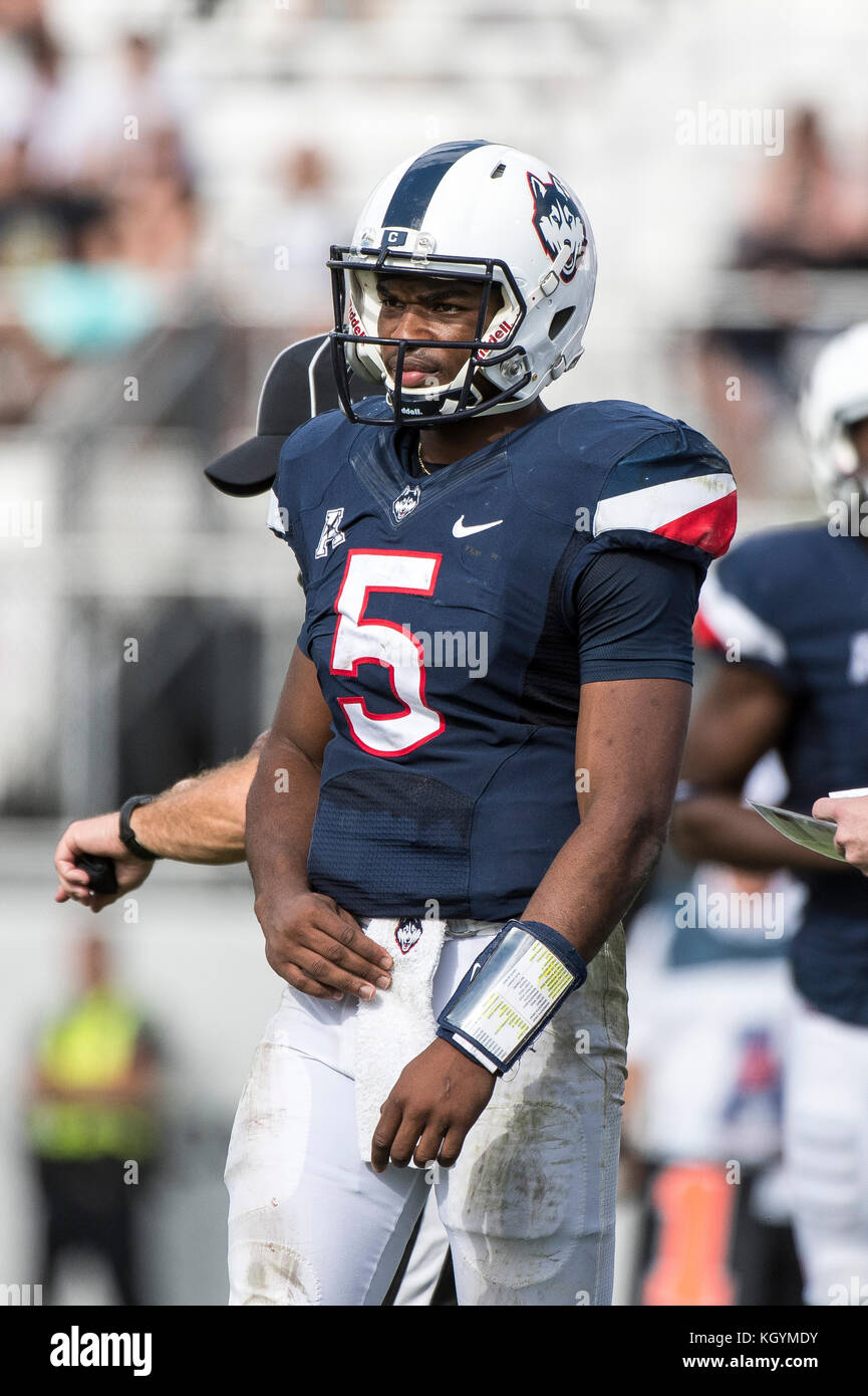 Uconn Huskies Football