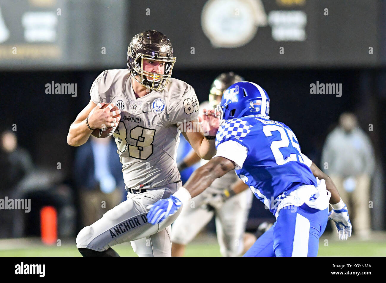 Nashville. 11th Nov, 2017. Vanderbilt Commodores tight end Nathan ...