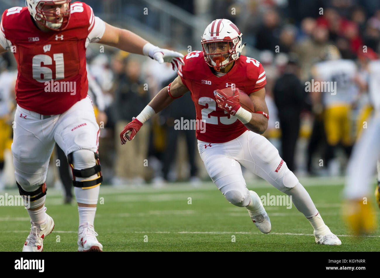 Madison, WI, USA. 11th Nov, 2017. Wisconsin Badgers running back ...