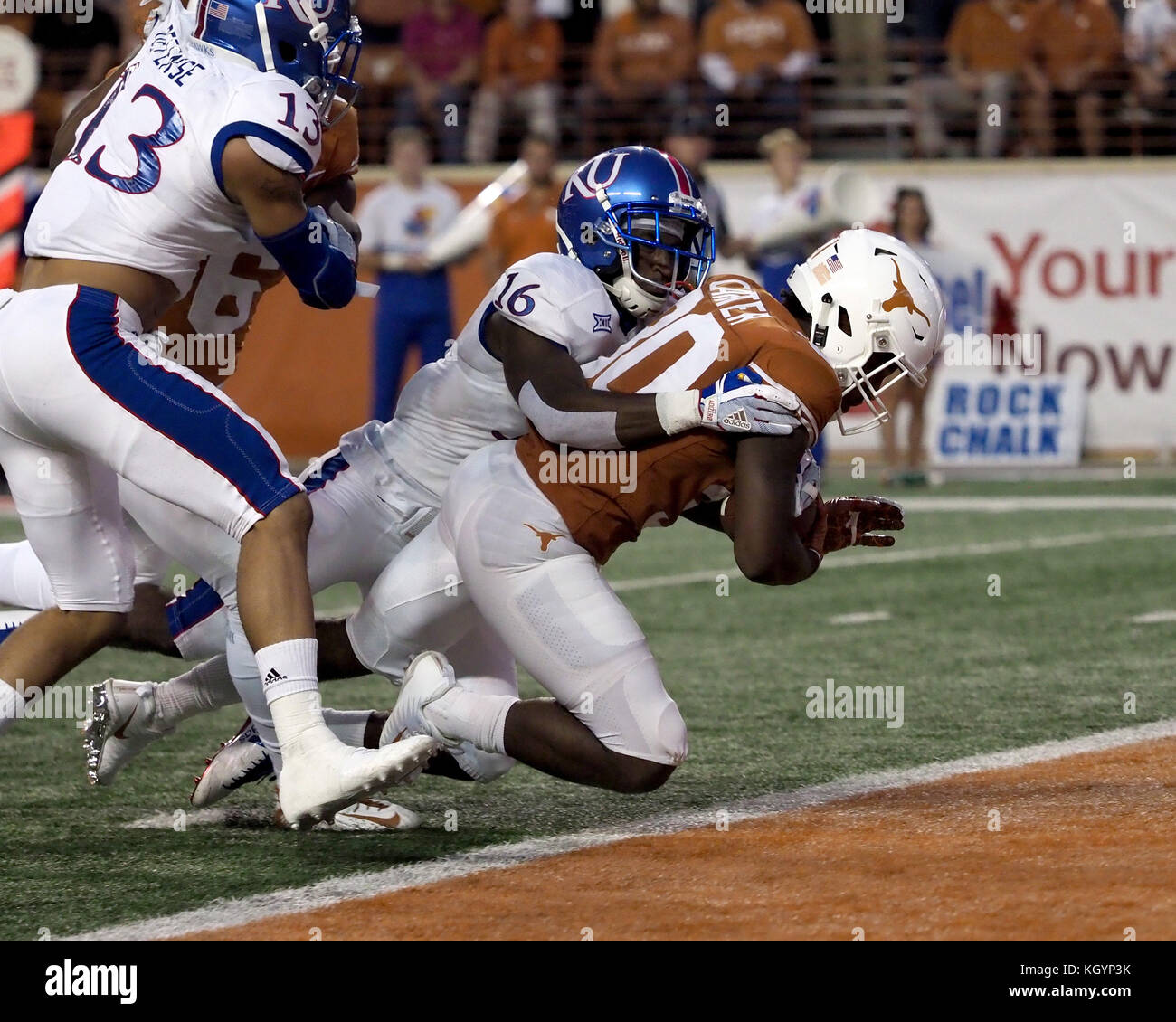 Nov 11, 2017. Toneil Carter #30 of the Texas Longhorns in action as he ...