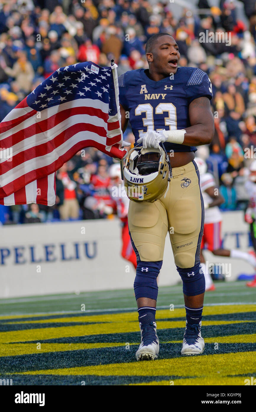 Annapolis, Maryland, USA. 11th Nov, 2017. Navy fullback CHRIS HIGH (33 ...