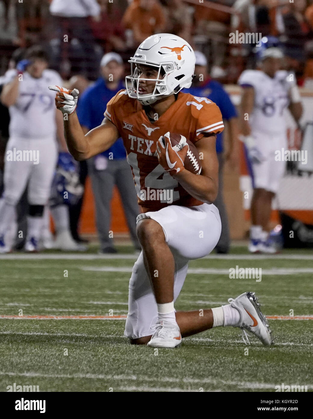 Nov 11, 2017. Lorenzo Joe #14 of the Texas Longhorns in action against ...