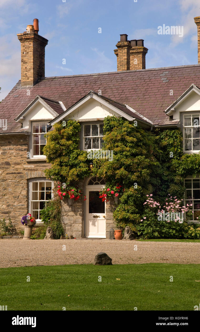 Llan hi-res stock photography and images - Alamy