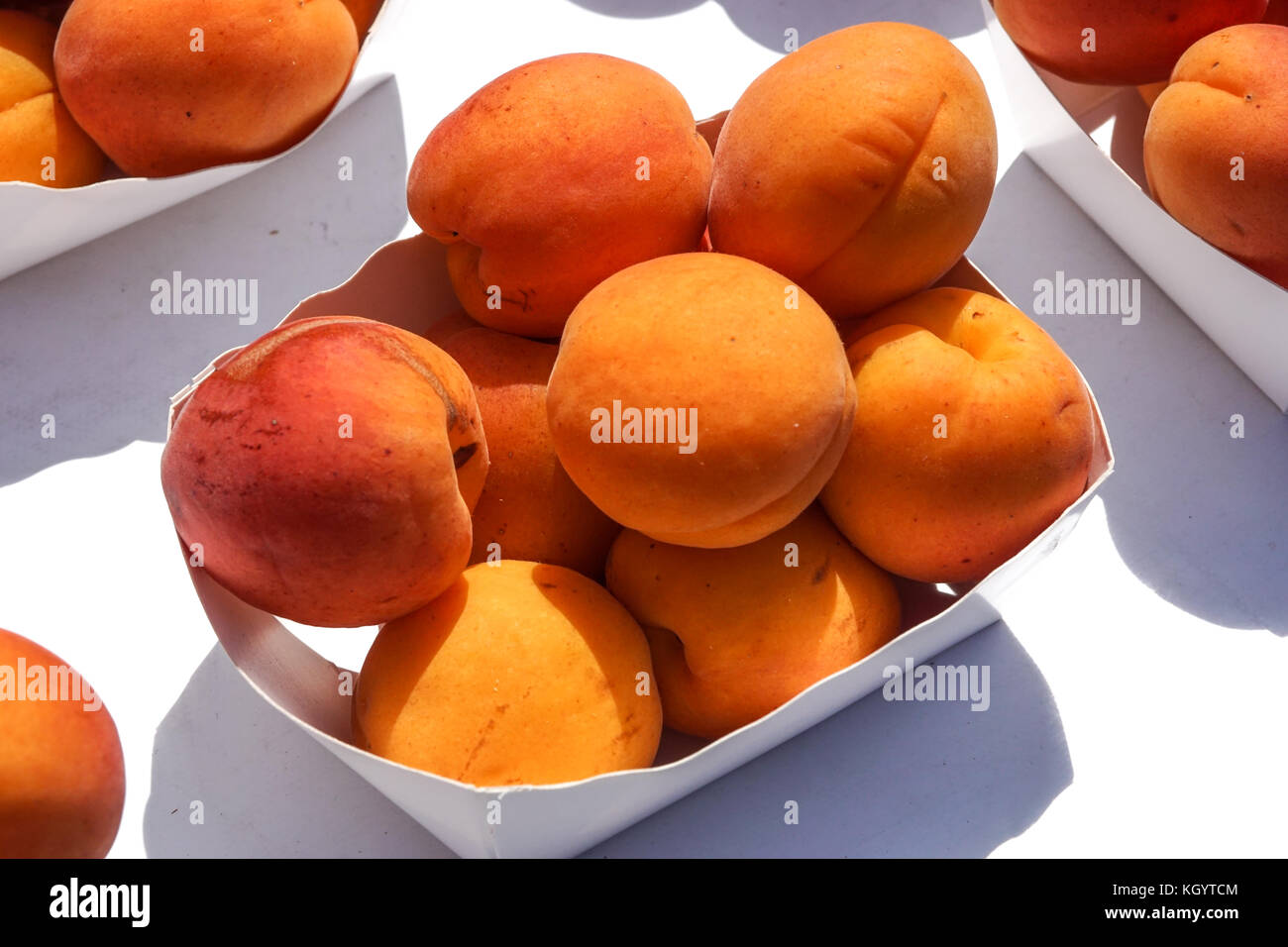 Fresh Organic Peaches Heap Of Fresh Ripe Peaches At A Turkish Street ...